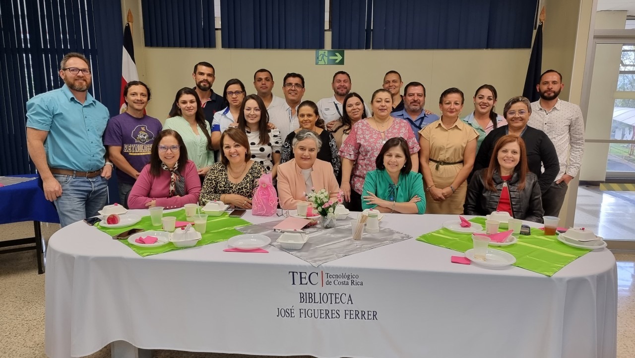 Biblioteca José Figueres Ferrer conmemora medio siglo de aporte a la ...