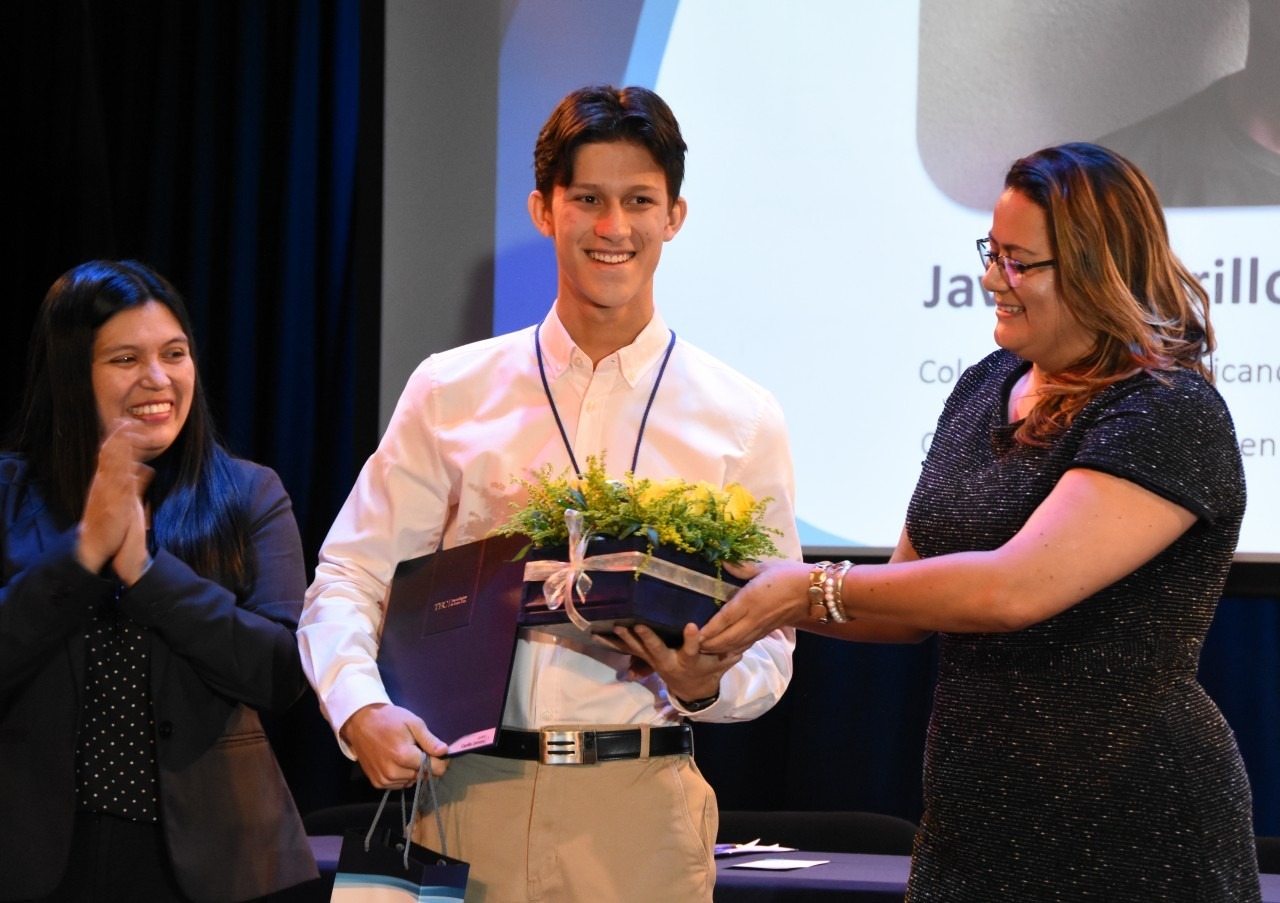 Joven amante de la programación obtiene máximo puntaje de admisión al TEC para el 2023 | Hoy en ...