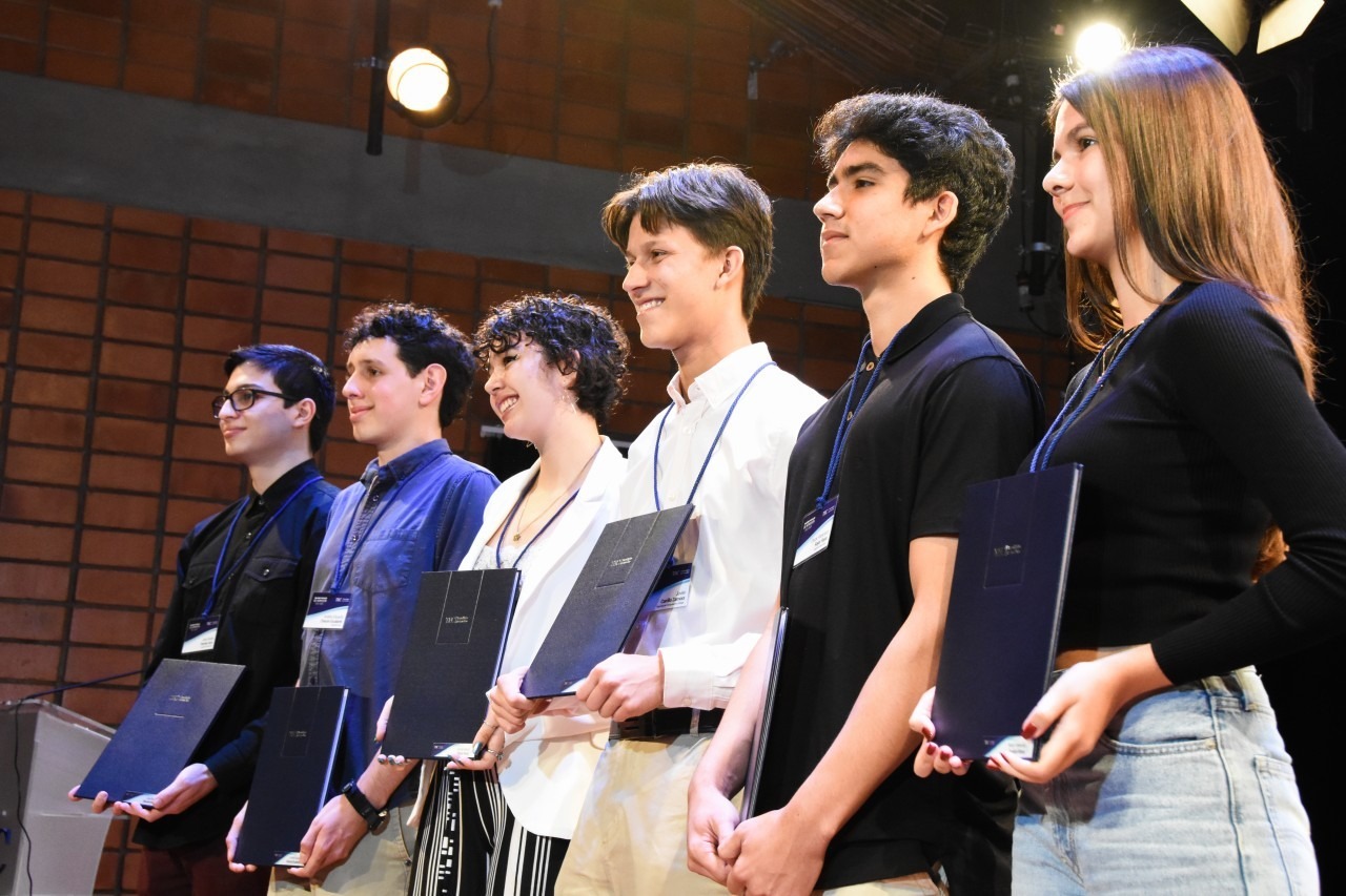 Joven amante de la programación obtiene máximo puntaje de admisión al TEC para el 2023 | Hoy en ...